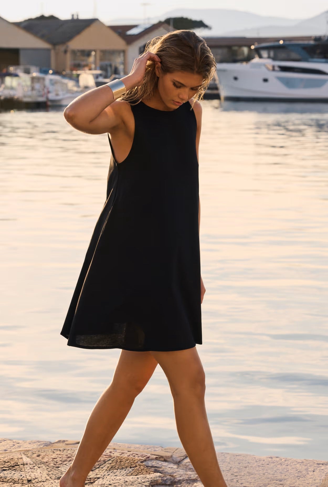 El vestido negro vuelve a ser el gran comodín de la primavera-verano: 5 ...