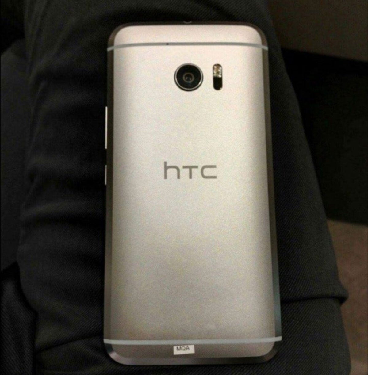 Nuevas imágenes del HTC 10 confirman su diseño