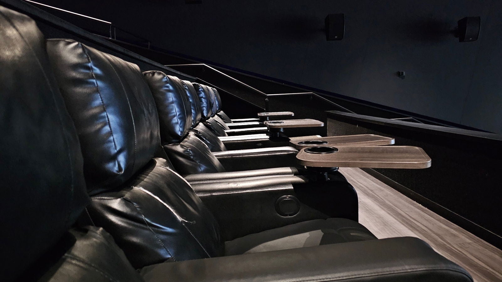 He asistido a una sala iSense de Cinesa LUXE para ver cine de acción, y ...
