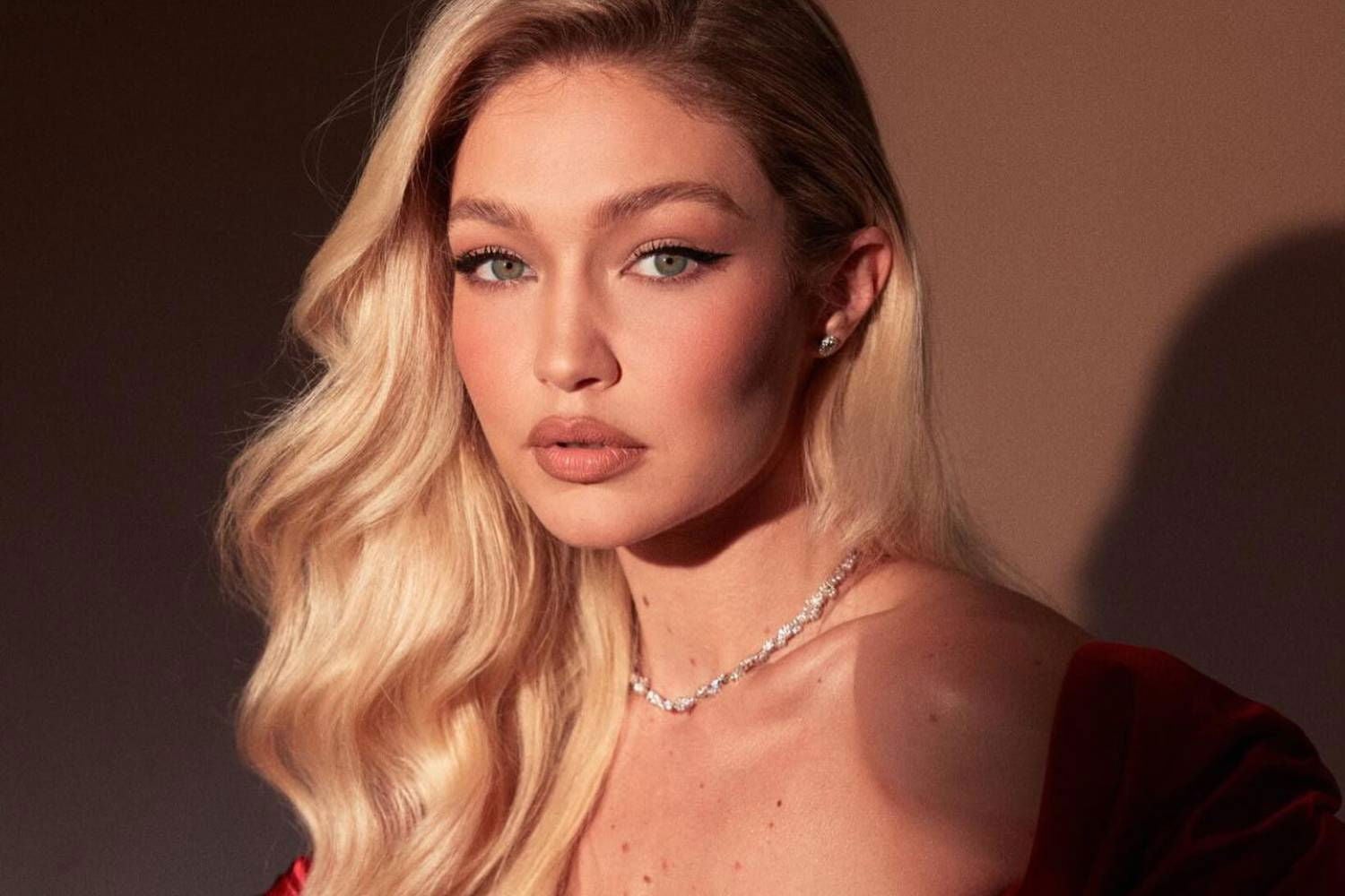Mujeres guapas y estilosas: las 50 reinas del glamour que dominan las ...