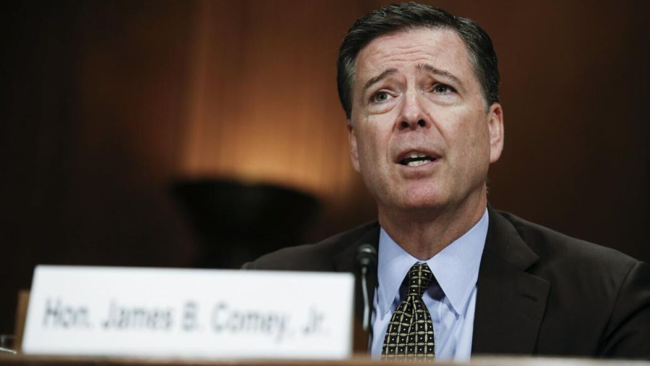 Investigado el ex director del FBI por amenaza a Trump al difundir la ...