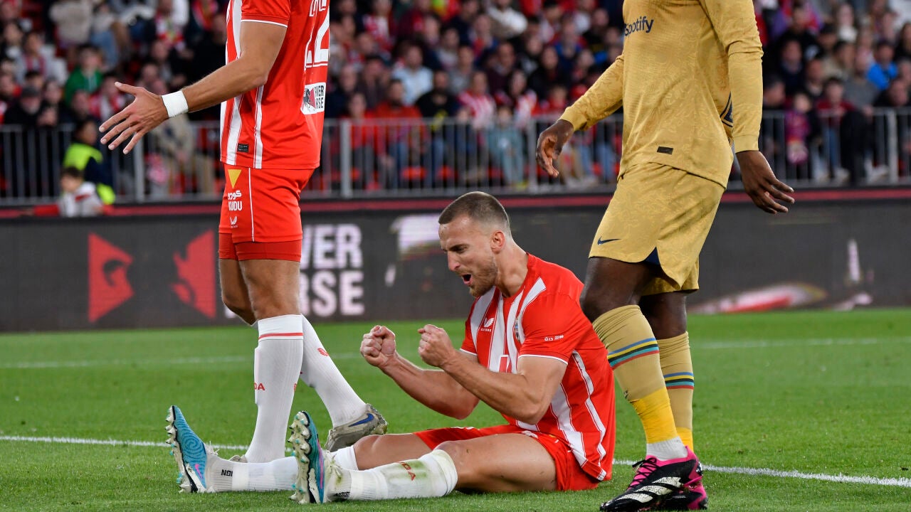 Los memes de las redes que se ríen de la derrota del Barcelona en Almería