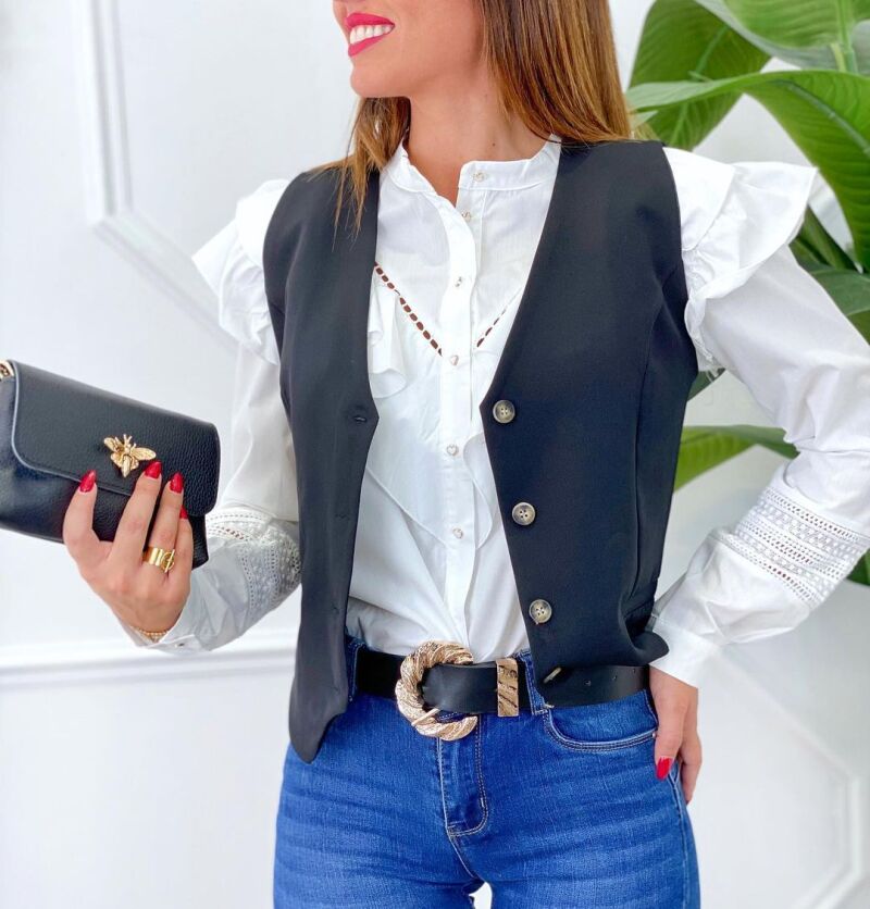 5 formas de llevar el chaleco sastre con las que triunfarás esta temporada