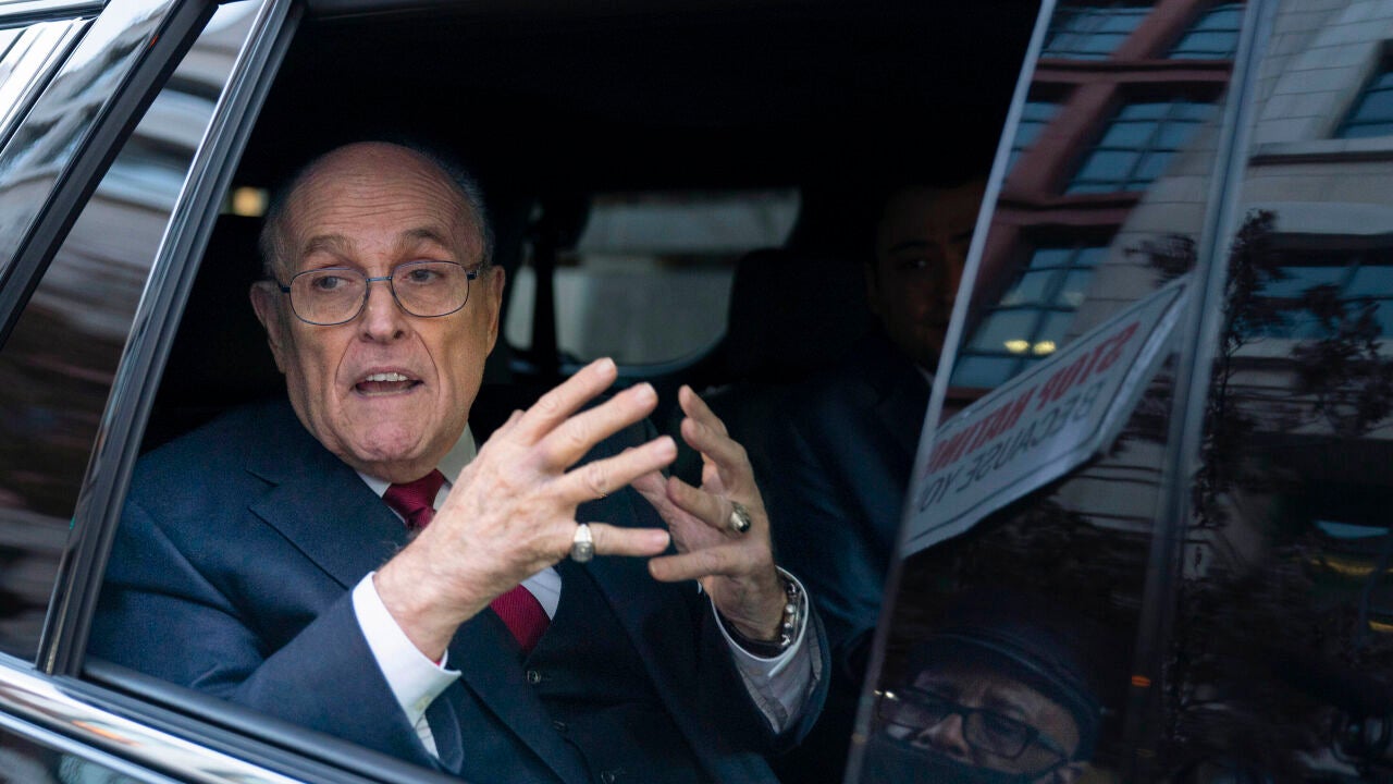 El exabogado de Trump, Rudy Giuliani, condenado a pagar 148 millones de ...