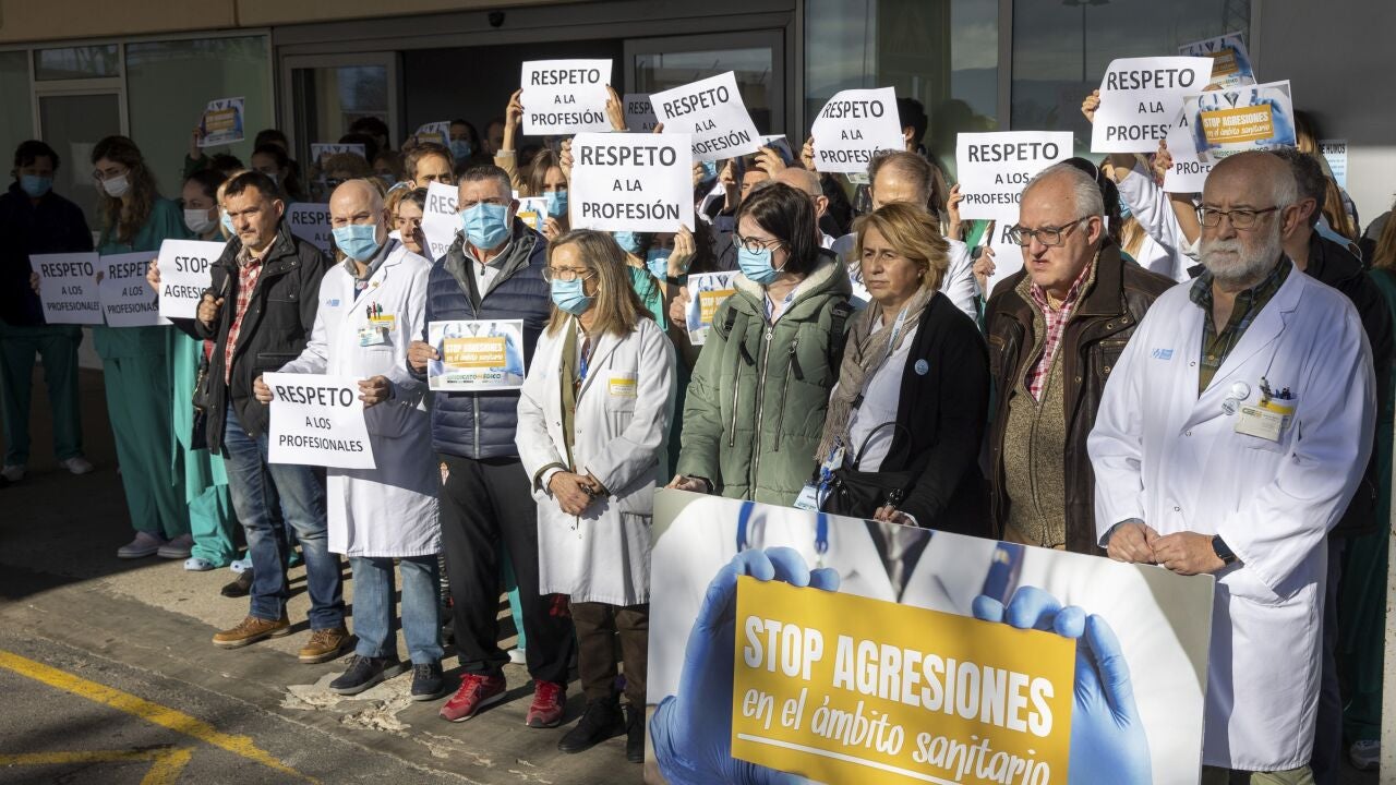 Agresiones en bata blanca: la epidemia que golpea a los sanitarios