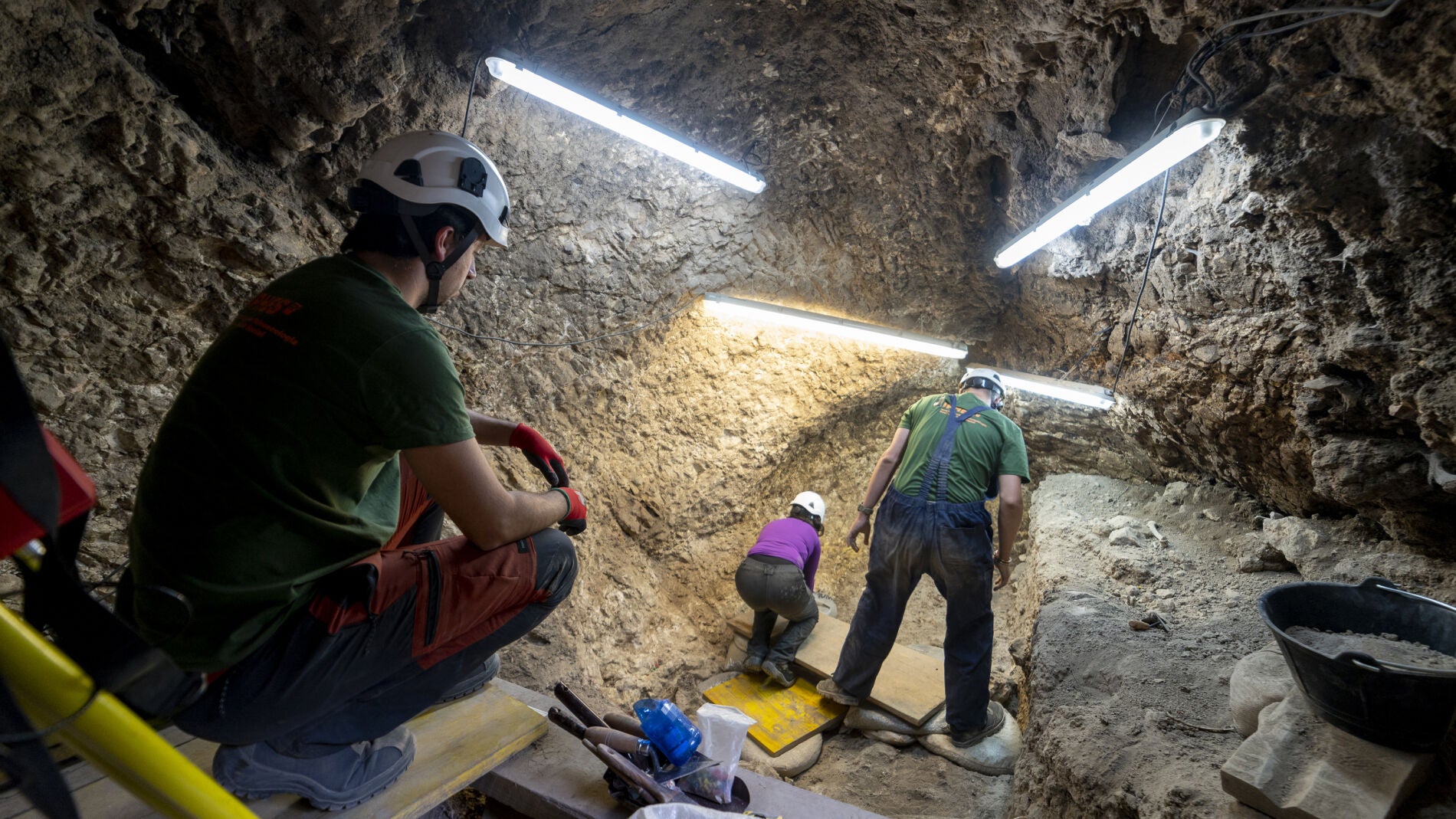 Los arqueólogos de la Sima del Elefante continúan excavando la ...