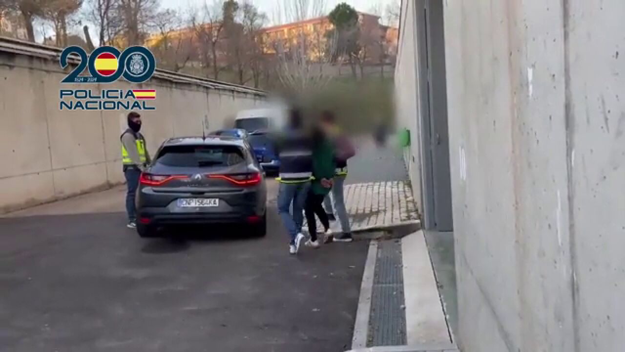 La Policía Nacional detiene a una persona radicalizada y violenta que ...