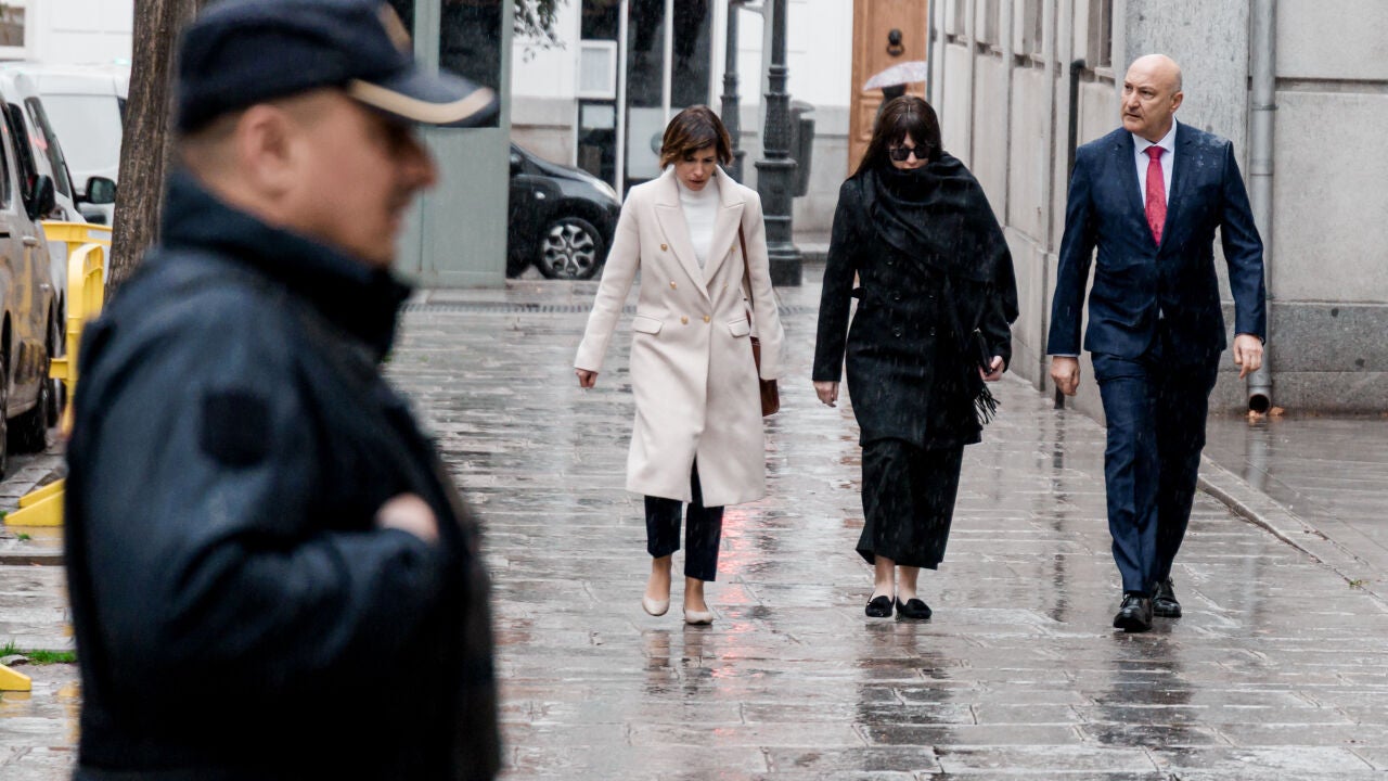 Caso Koldo: Jessica confiesa que buscó el piso cerca de Ferraz para ...