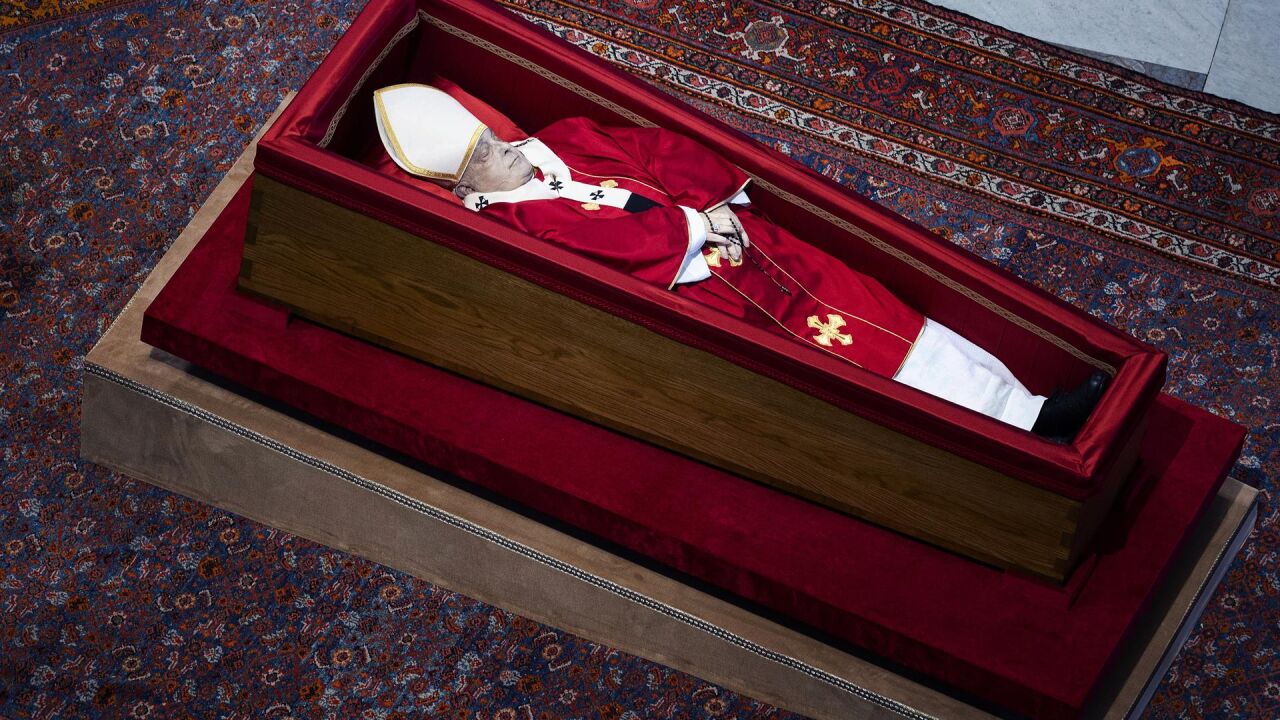 Qué es el catafalco y por qué el Papa Francisco ha renunciado a utilizarlo