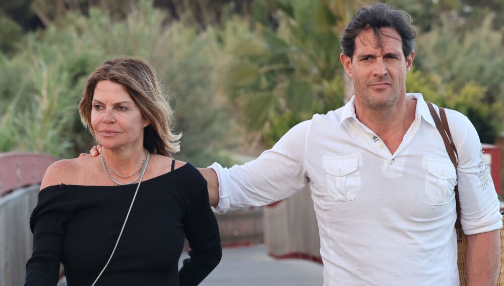 Makoke ya es una mujer casada: da el ‘sí, quiero’ a Gonzalo en Ibiza