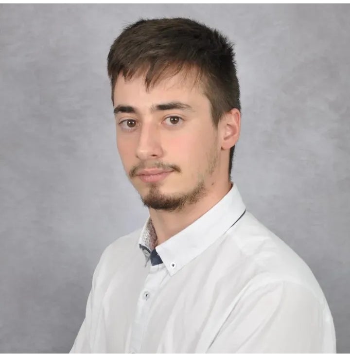 Sánchez elude concretar el huso horario que regirá en España a partir ...