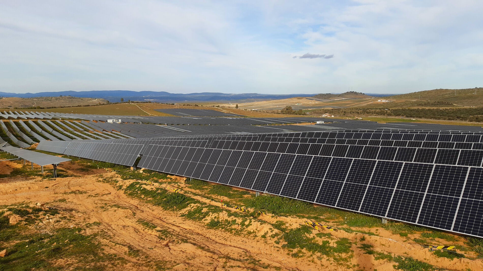 Endesa hace historia en Europa: sus cinco plantas solares en ...