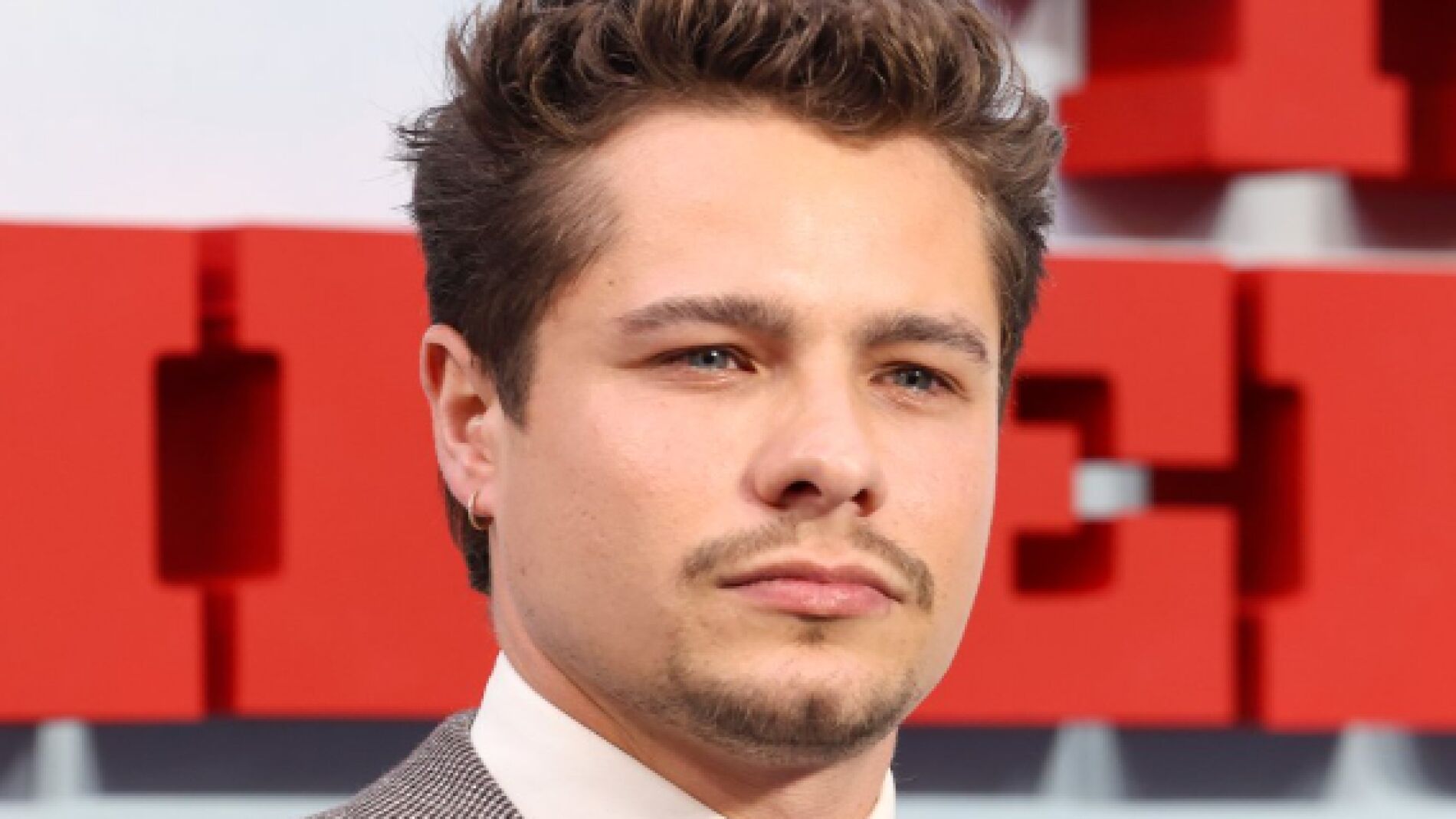 Netflix pone cara al reparto de 'Assassin's Creed': Toby Wallace es el ...