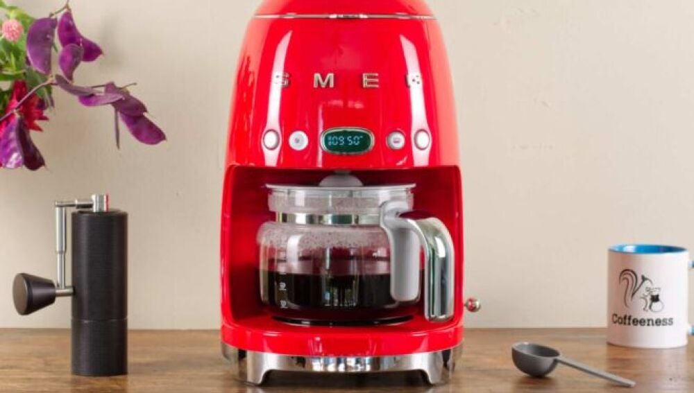 La cafetera entre lo vintage y lo profesional que convierte tu cocina ...