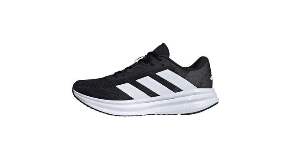 Adidas ajusta precios y estos básicos deportivos se cuelan en todas las ...