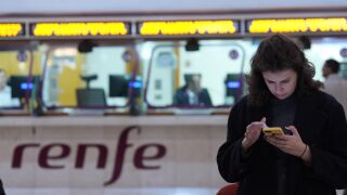 Renfe determinará la viabilidad de construir un puente ferroviario ...