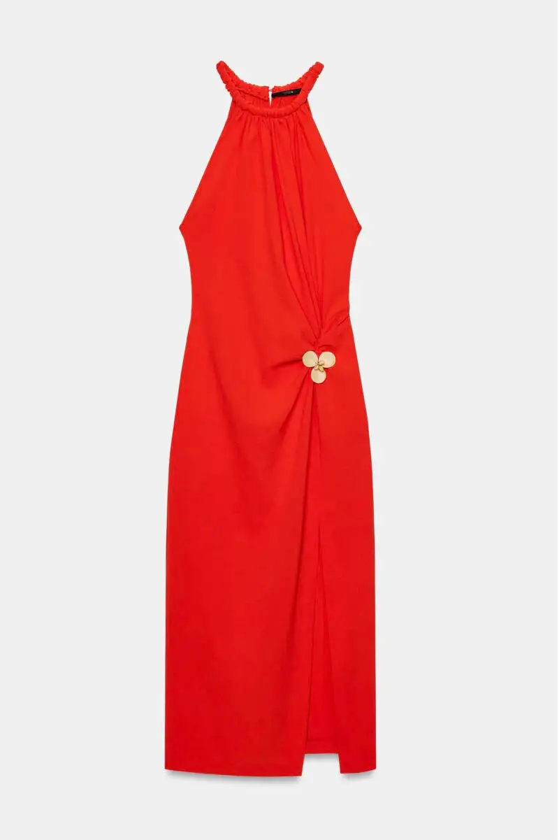 Tamara Falcó se adelanta al verano con el vestido rojo de Zara que más ...
