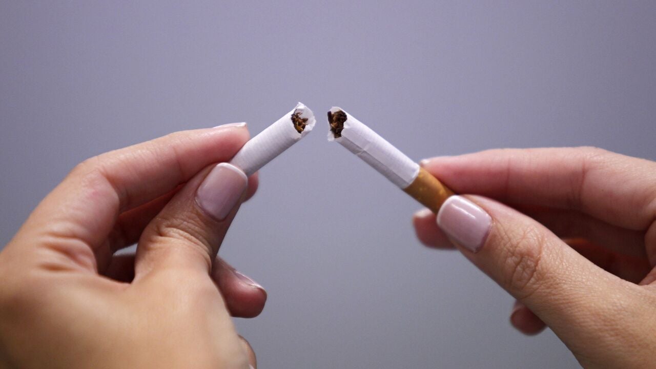 Las claves de la nueva ley antitabaco: Sanidad prohíbe los vapers ...