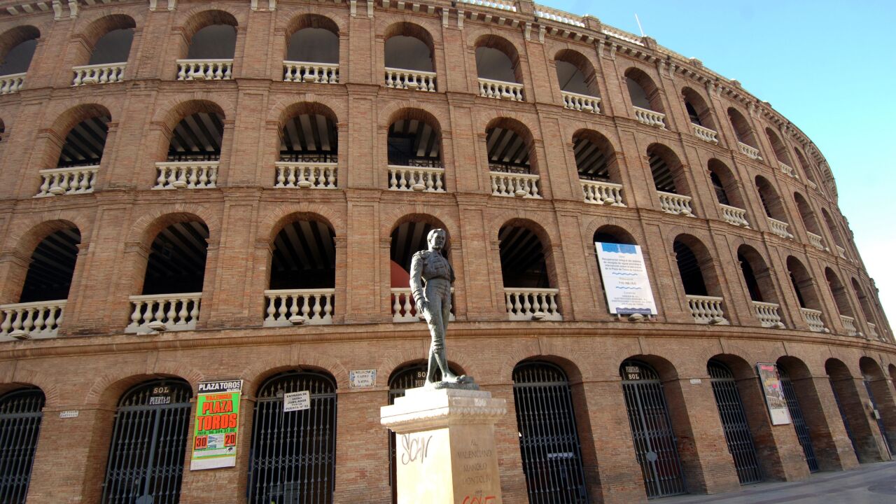 Dos novilladas en la plaza de toros de Valencia para el Día de la Virgen