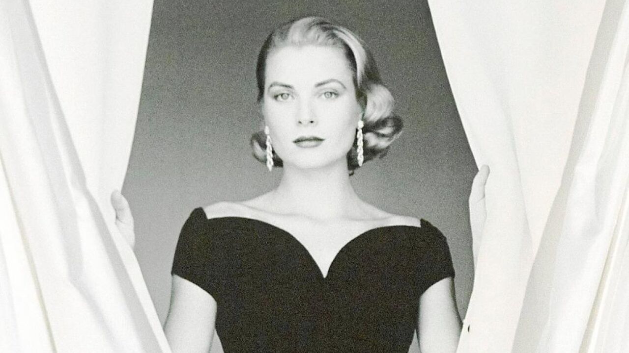 Grace Kelly: la belleza intacta 43 años después