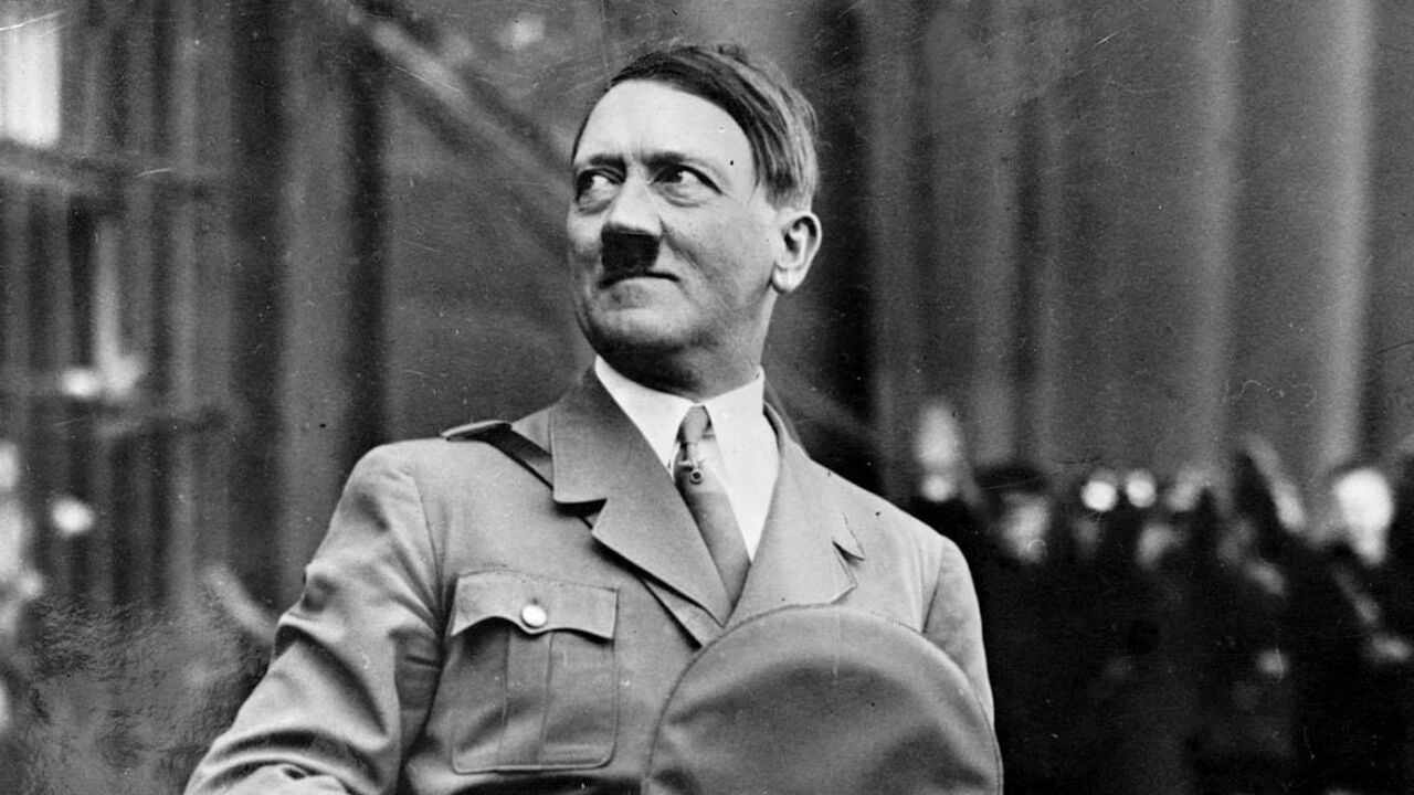 ¿Huyó Hitler desde Lugo? Las teorías que niegan el suicidio del Führer