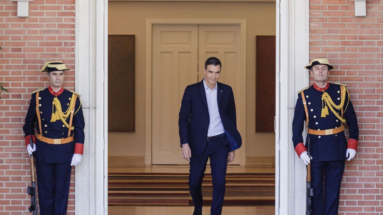 Sánchez, «tú vales mucho» y los consejos cómplices