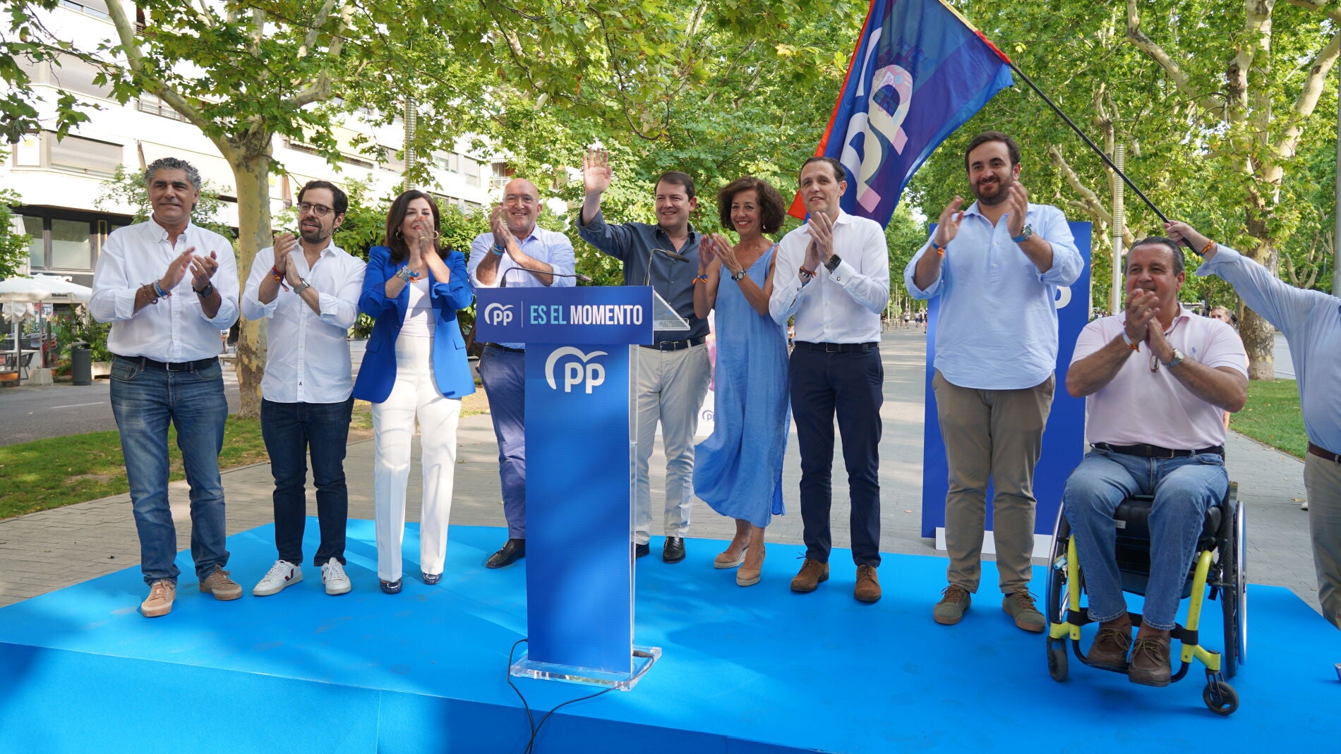 Mañueco insta a los indecisos a sumarse al PP en el «momento decisivo»