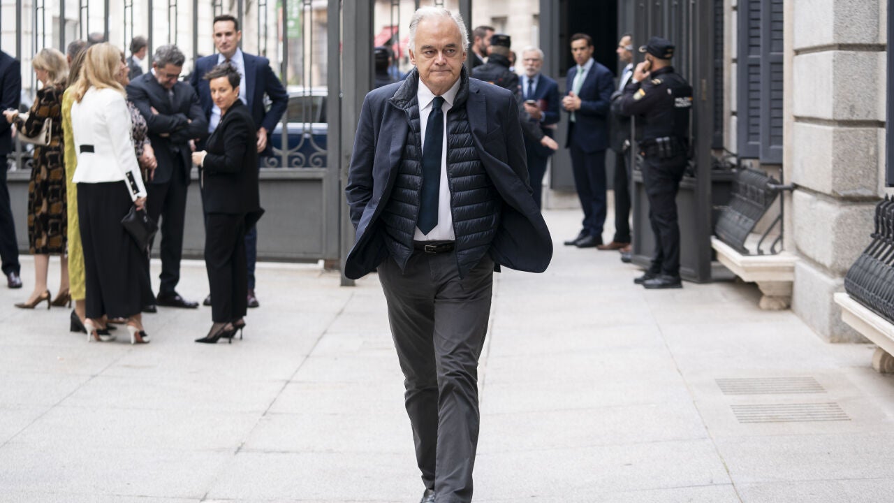 El PP reprocha al Gobierno una "política exterior sesgada, banal y ...