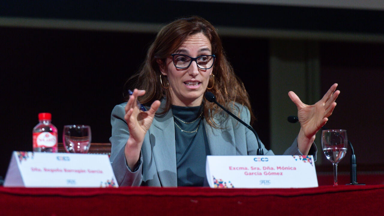Sánchez vuelve a la carga contra Ayuso con la sanidad