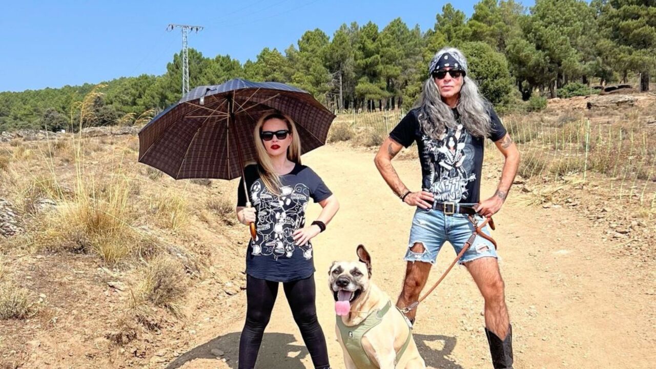 Nueva cara, nueva vida: las vacaciones digitales de Alaska y Mario que ...