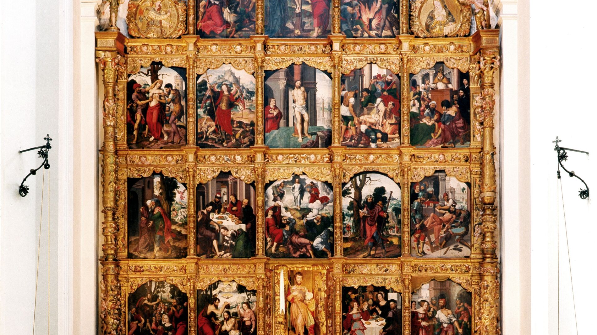 El colosal y deslumbrante tesoro que sorprende en una iglesia de un ...