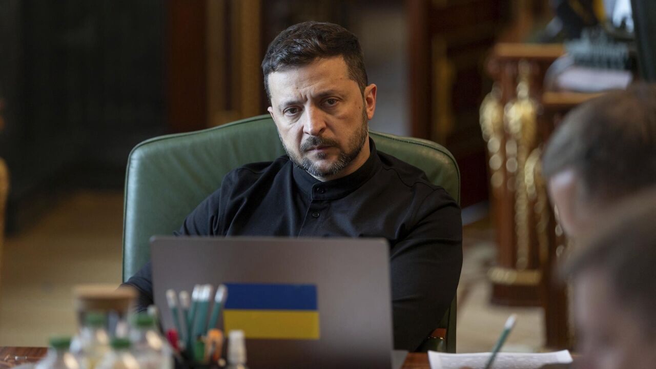 Zelenski avisa de que Rusia ha enviado 50.000 soldados a la frontera ...