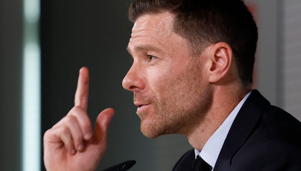 Presentación de Xabi Alonso, en directo hoy: reacciones y última hora ...