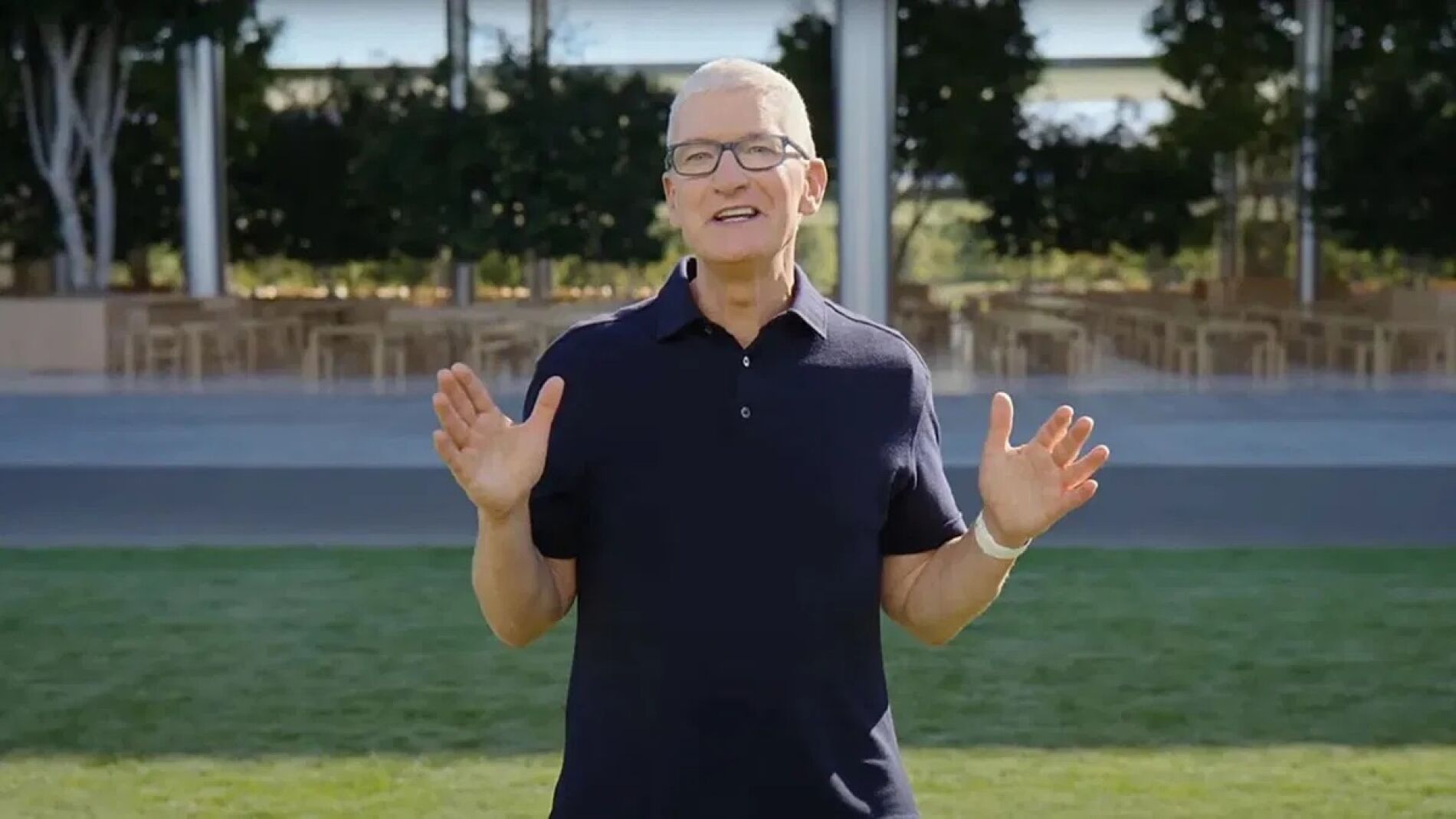 Apple podría haber filtrado la marcha de Tim Cook para tantear el mercado