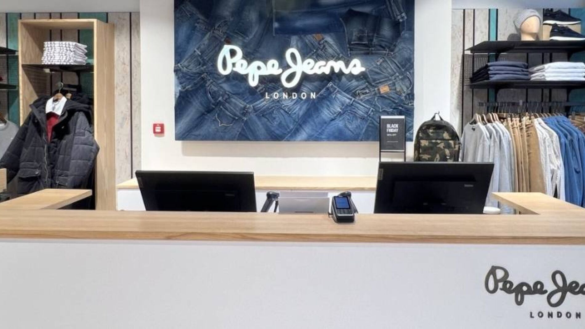 Este tono se ha convertido en el favorito de la temporada y Pepe Jeans ...