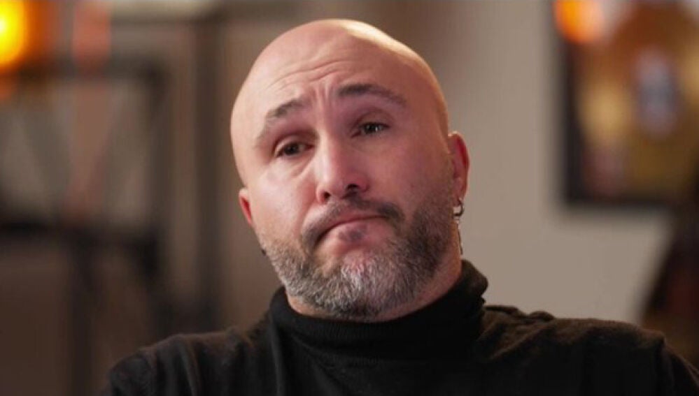 Kiko Rivera, ¿de nuevo enamorado? Pillado con una chica en su casa