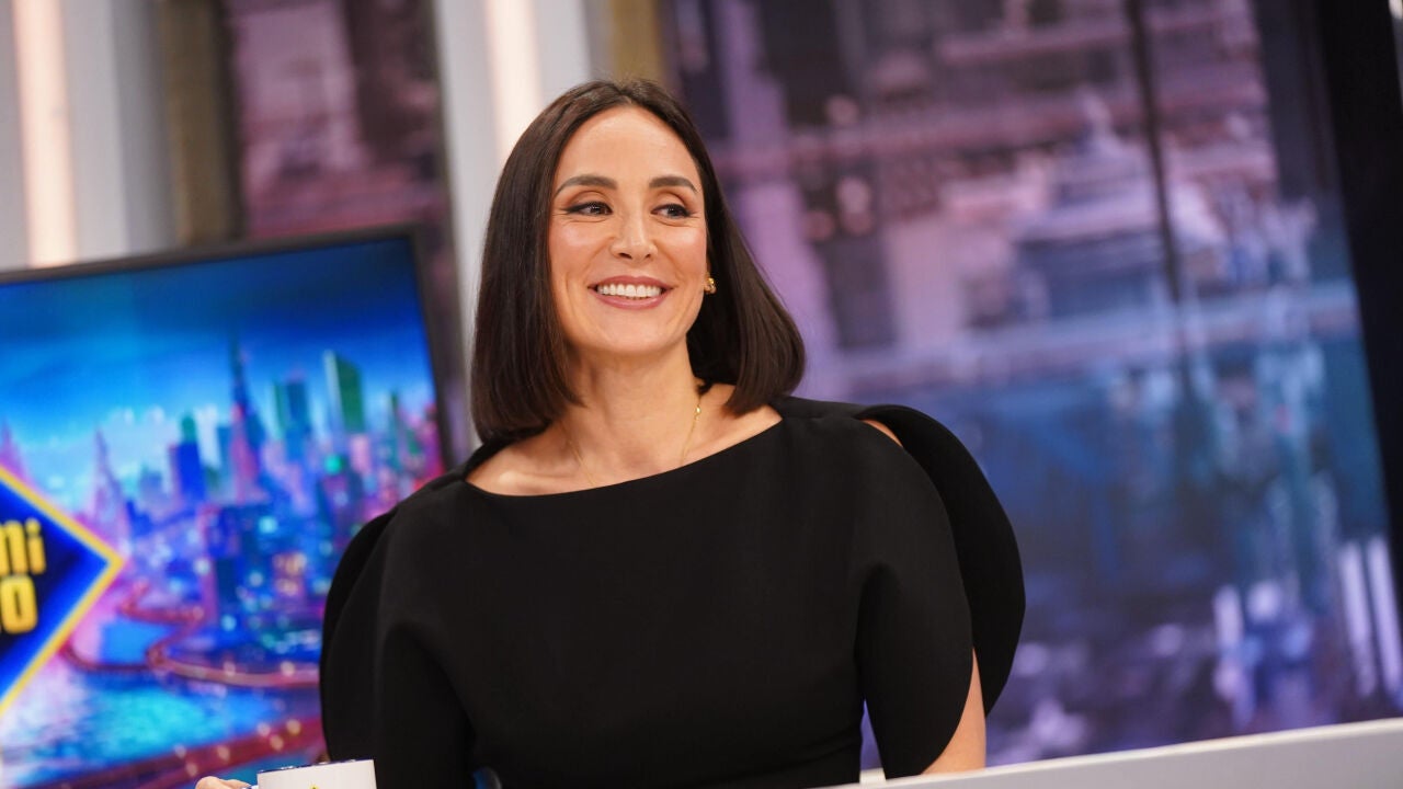 Tamara Falcó firma el look con vaqueros y zapatillas perfecto para ...