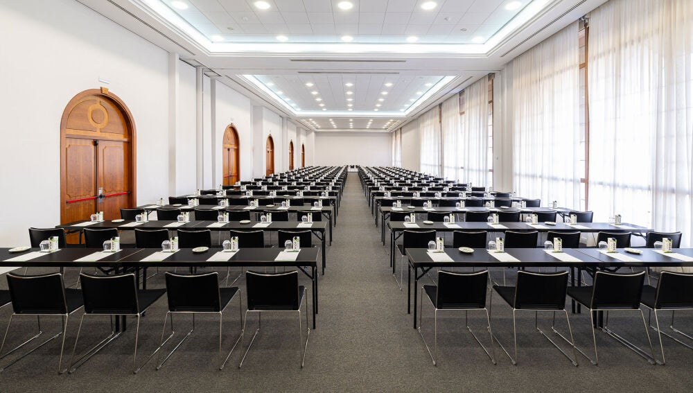 Hotel IPV Palace & Spa: Modernización y excelencia frente al Mediterráneo