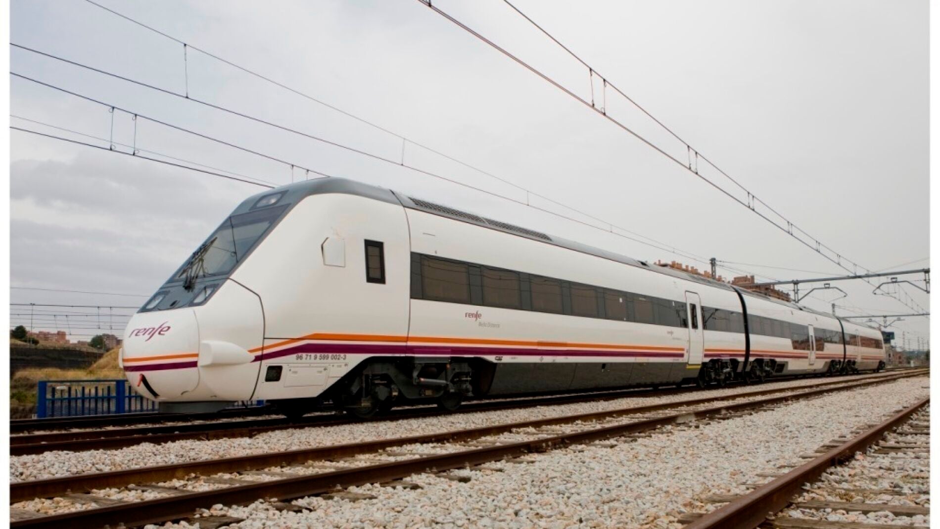 El caos de Renfe continúa: usuarios transportados por carretera en Sevilla