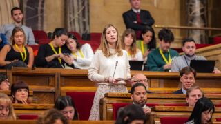 El enganchón entre Vox y el Govern por la regularización de inmigrantes ...
