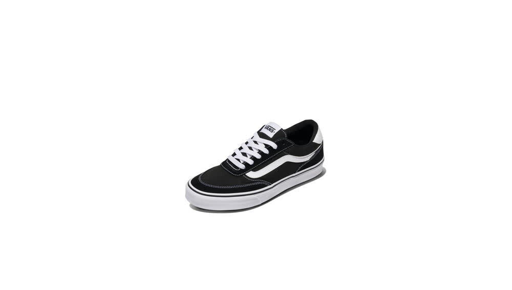 Las Vans Ryland negras bajan a 50 euros y se convierten en una compra ...